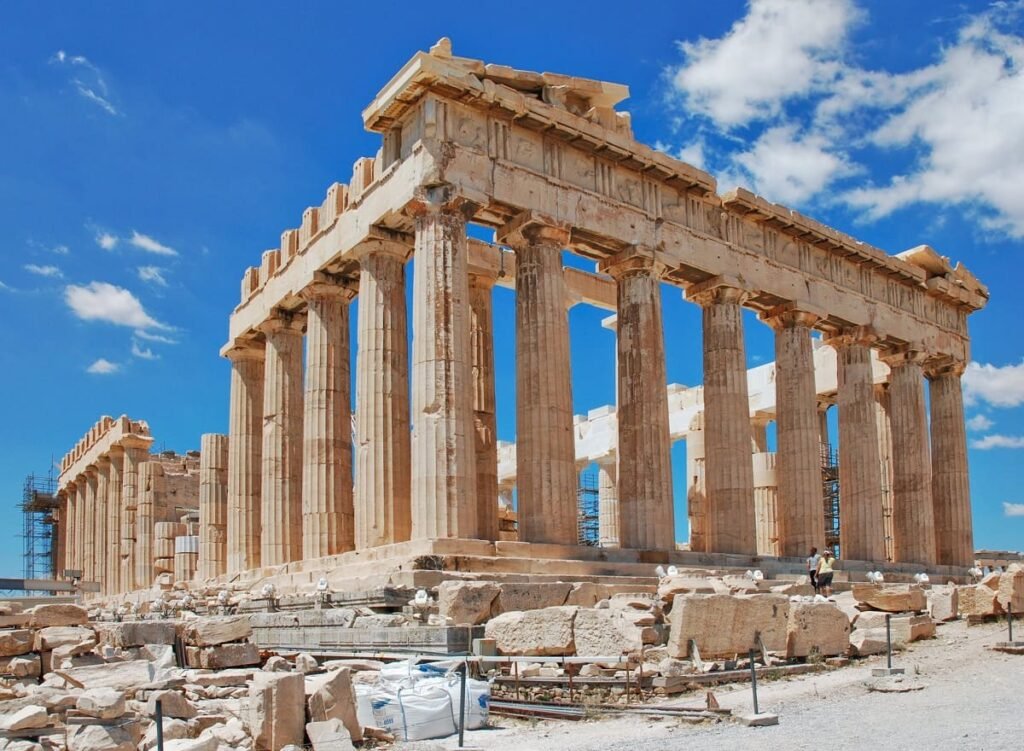 Top 20 Most Famous Buildings in the World (Updated 2025)