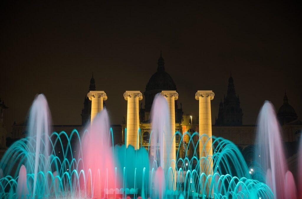 10 Most Famous Fountains in the World | World Famous Things