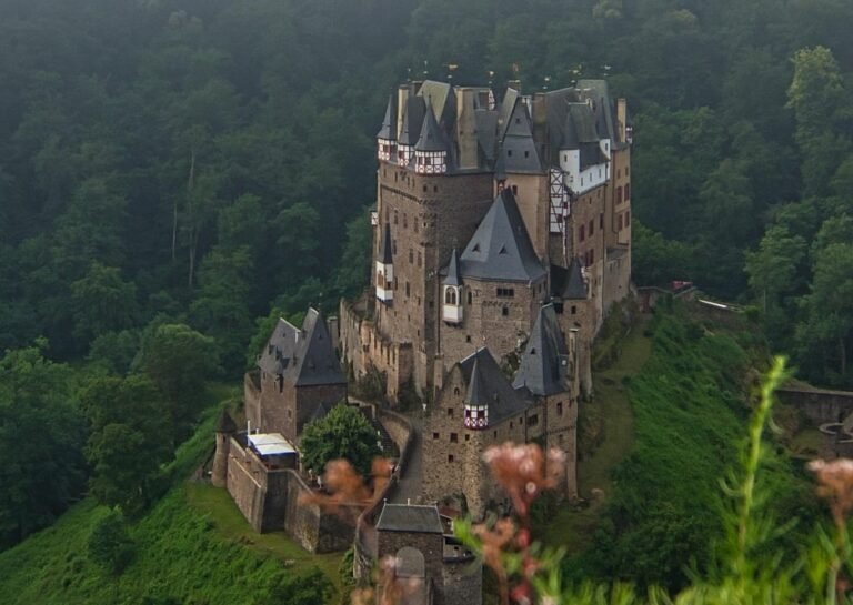 10 Most famous Castles in Germany: Iconic Destinations. | World Famous ...
