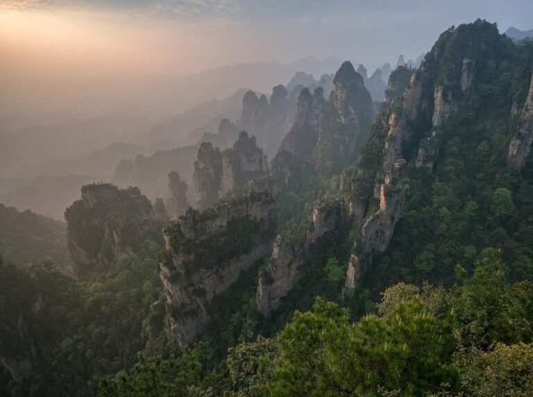 Heaven Gate China: A Journey to Tianmen Mountain | World Famous Things