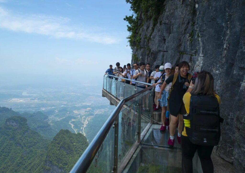 Heaven Gate China: A Journey to Tianmen Mountain | World Famous Things